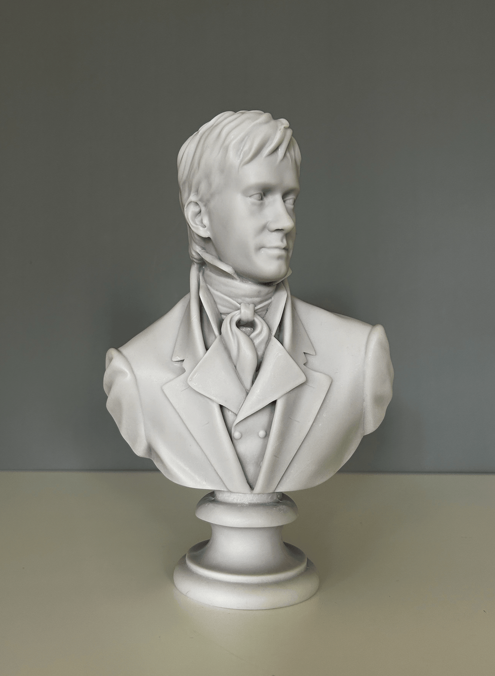 Mr. Darcy Bust Statue - Pride and Prejudice, 25 cm / 10" – HISTONICA